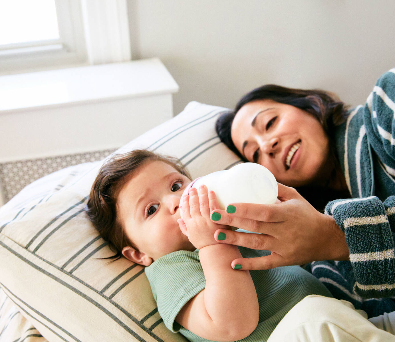 Grass-fed Whole Milk Baby Formula Natural Cream | Bobbie